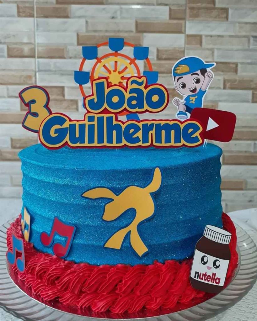 Bolo do Luccas Neto: topo +40 dicas para decorar