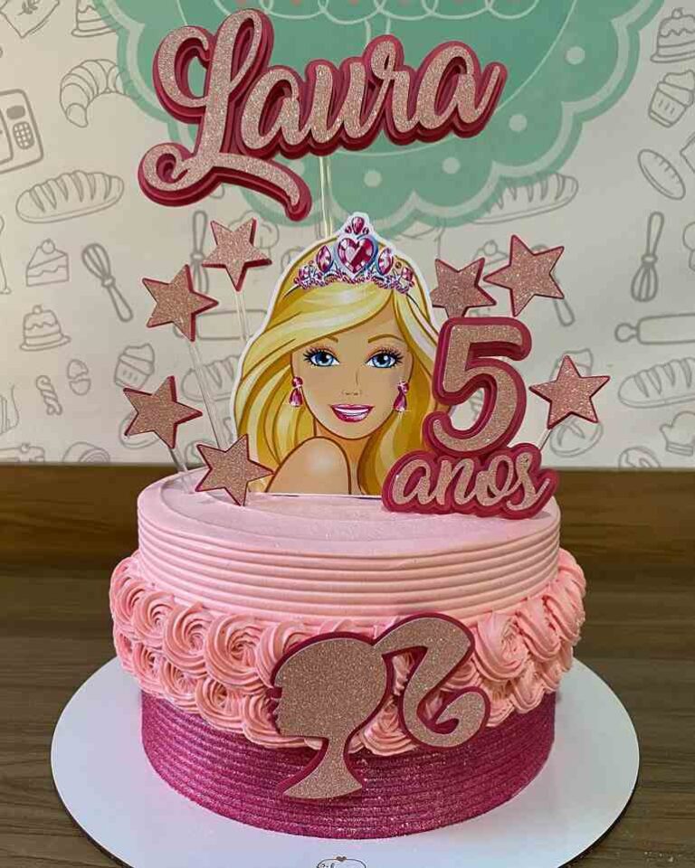 Bolo da Barbie: modelos quadrados, redondos, simples e de dois andares