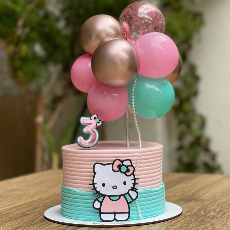 Bolo da Hello Kitty: 50 ideias simples e encantadoras